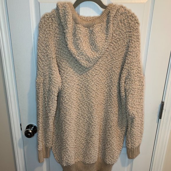 POL | Sweaters | Pol Large Beige Hooded Popcorn Knit Sweater New | Poshmark